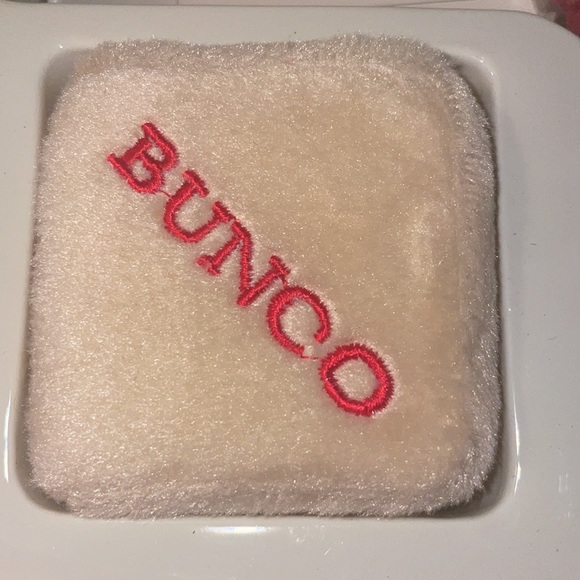 FUNDEX | Games | Nwot Bunco Party Game For Up To Twelve Players Deluxe ...